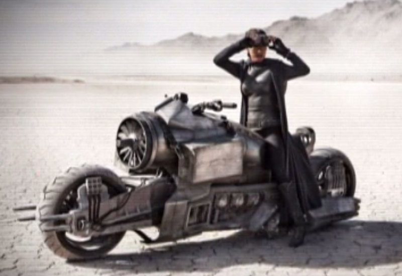 ¿Sabías que la moto de Priest es una Suzuki Gladius tuneada?